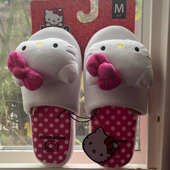 Hello Kitty | Shoes | Hello Kitty Slippers | Poshmark